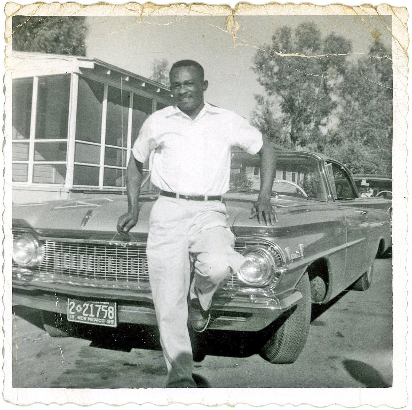 Vintage Vehicle & License Plate Photos - NMplates.com