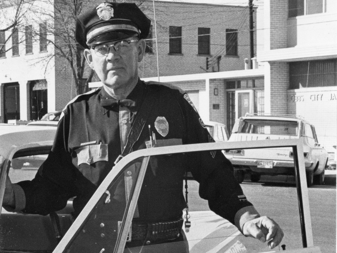 Vintage Vehicle & License Plate Photos - NMplates.com